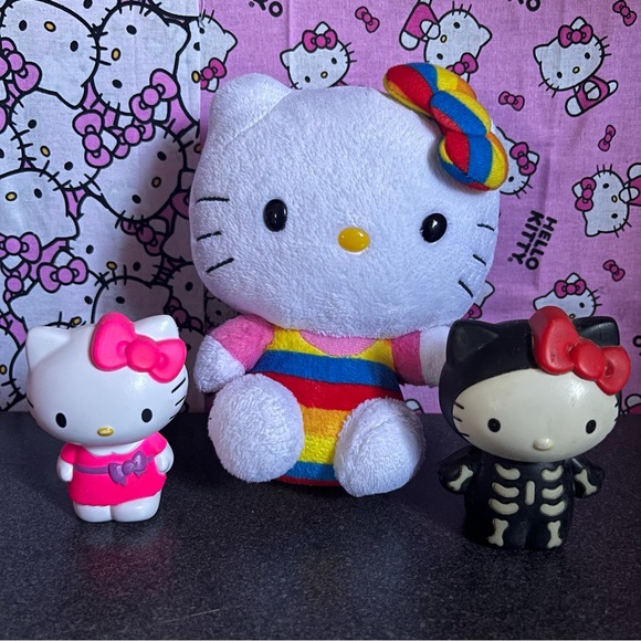 Hello Kitty | Toys | Hello Kitty Plushie Bundle | Poshmark